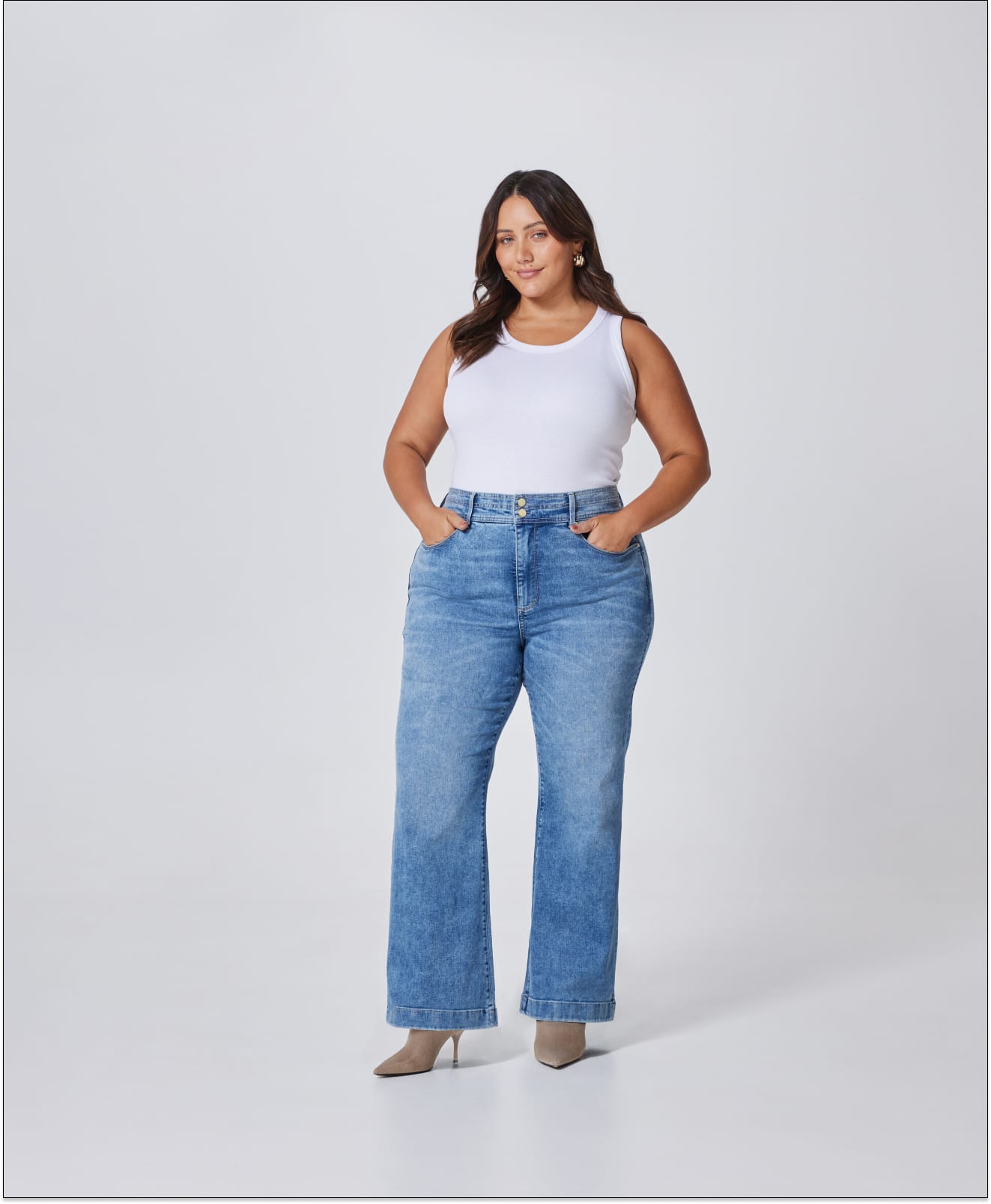 Curve Jeans - The Fit, The Feel and The Versatility | Just Jeans™ Online