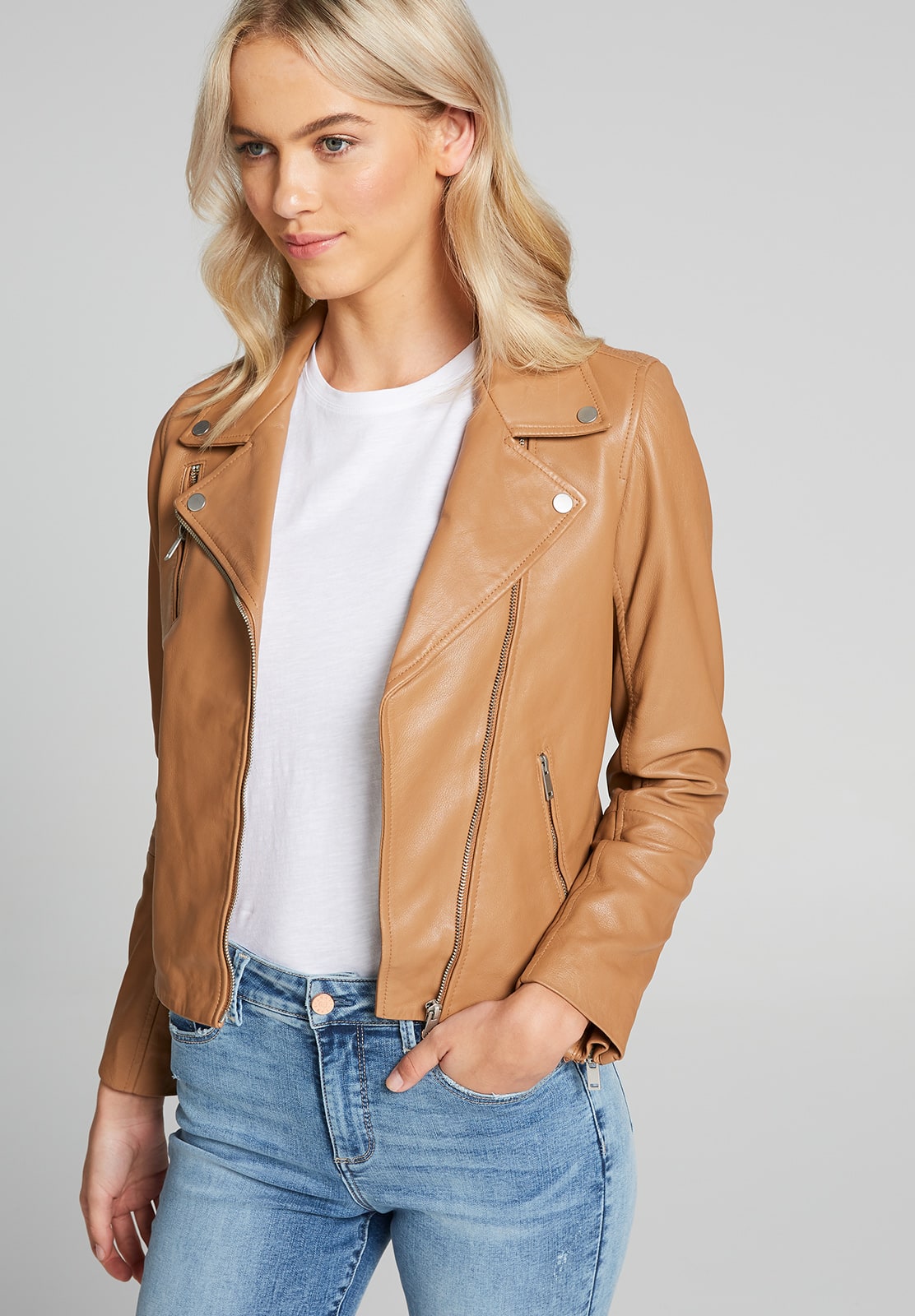 Jackets for Women - In Love with Leather | Just Jeans™ Online
