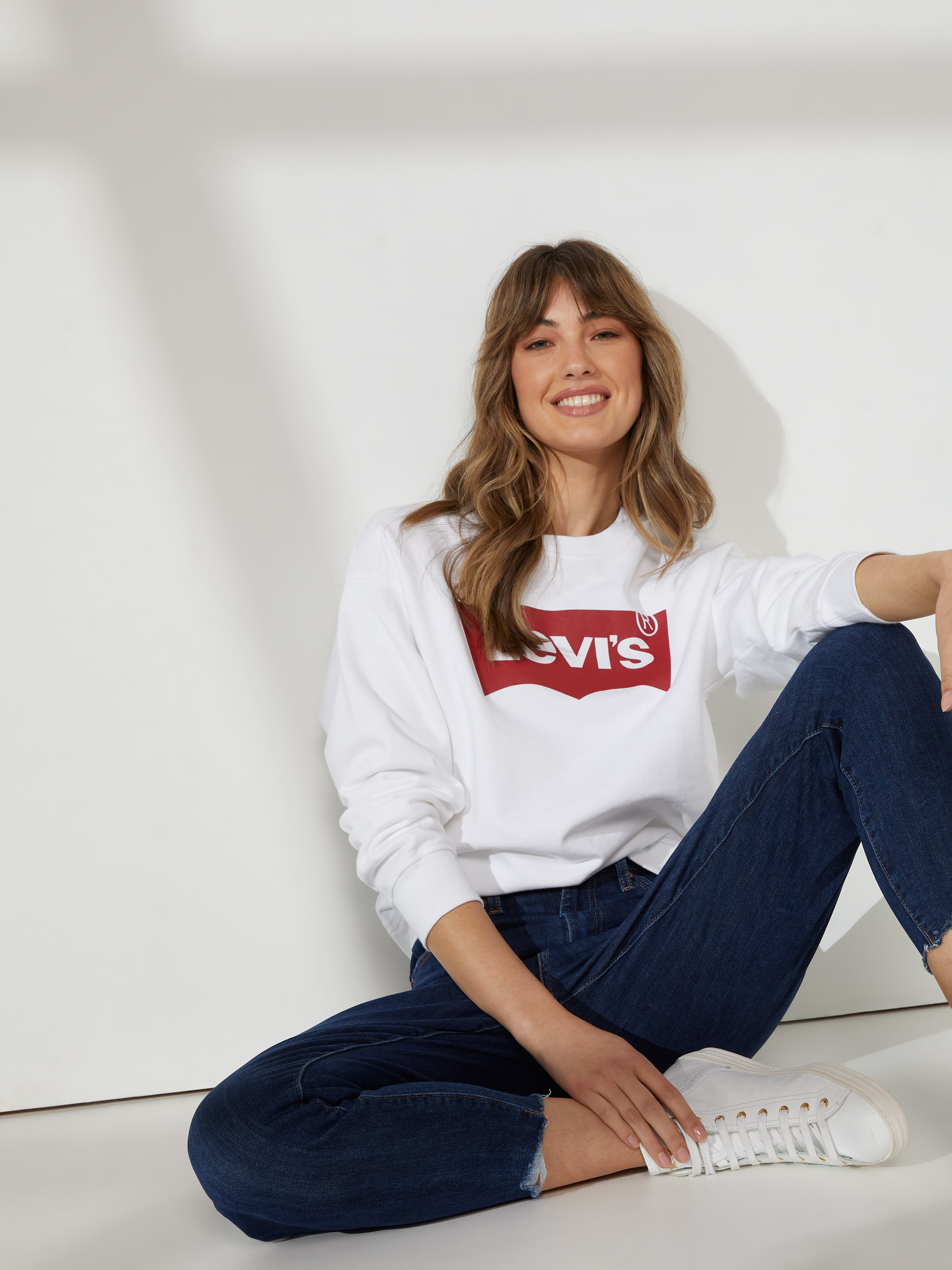 Batwing Sweat In White - Just Jeans Online