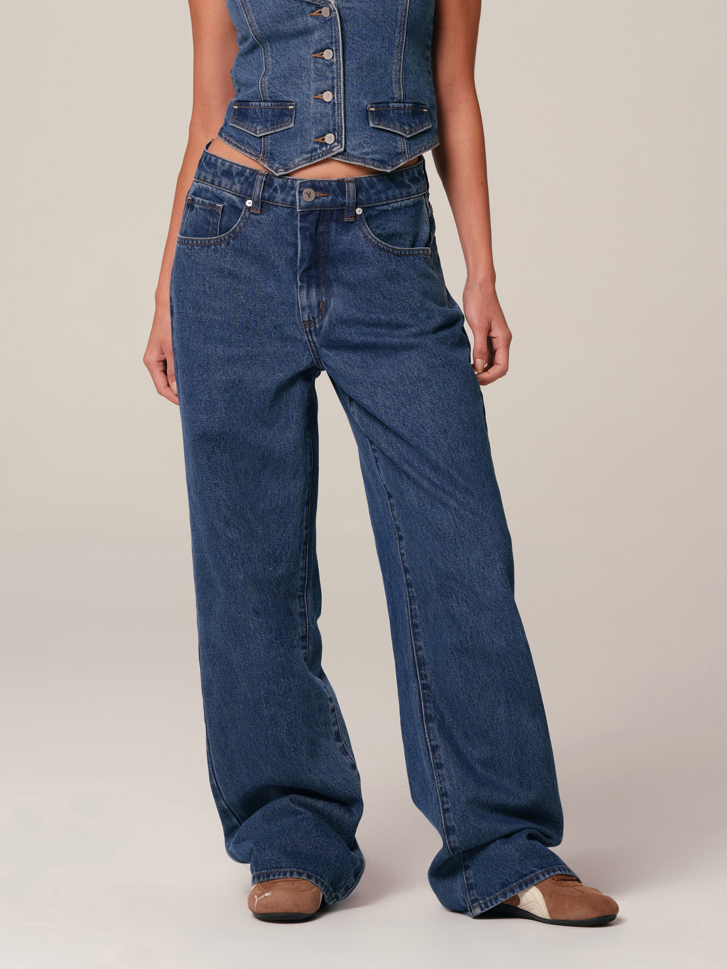 Mid Loose In Emily - Just Jeans Online