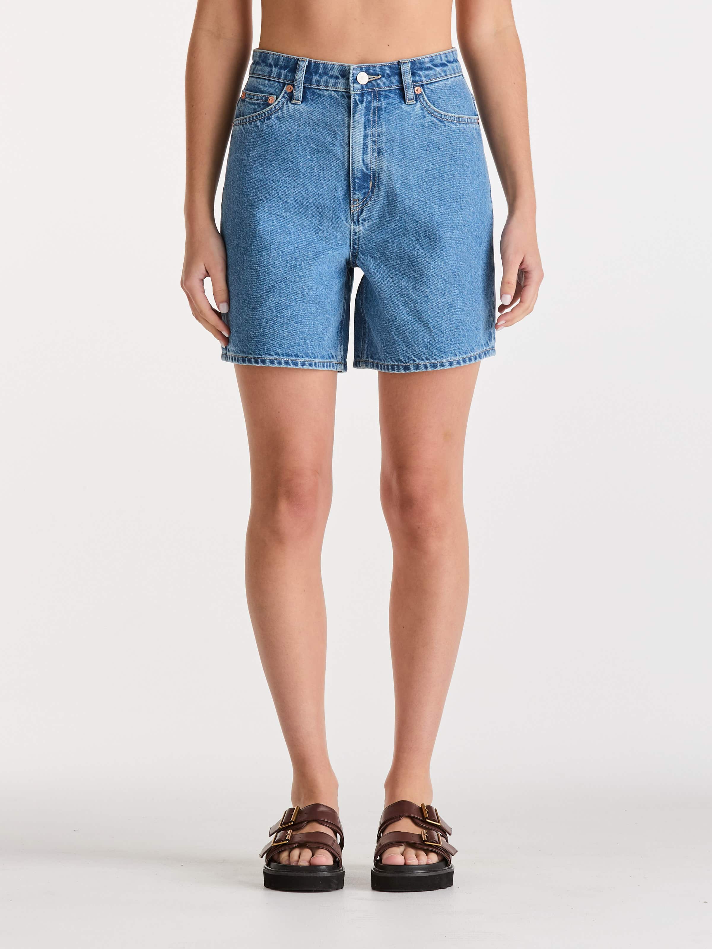 Hi Straight Short In Bolt Of Blue - Just Jeans Online