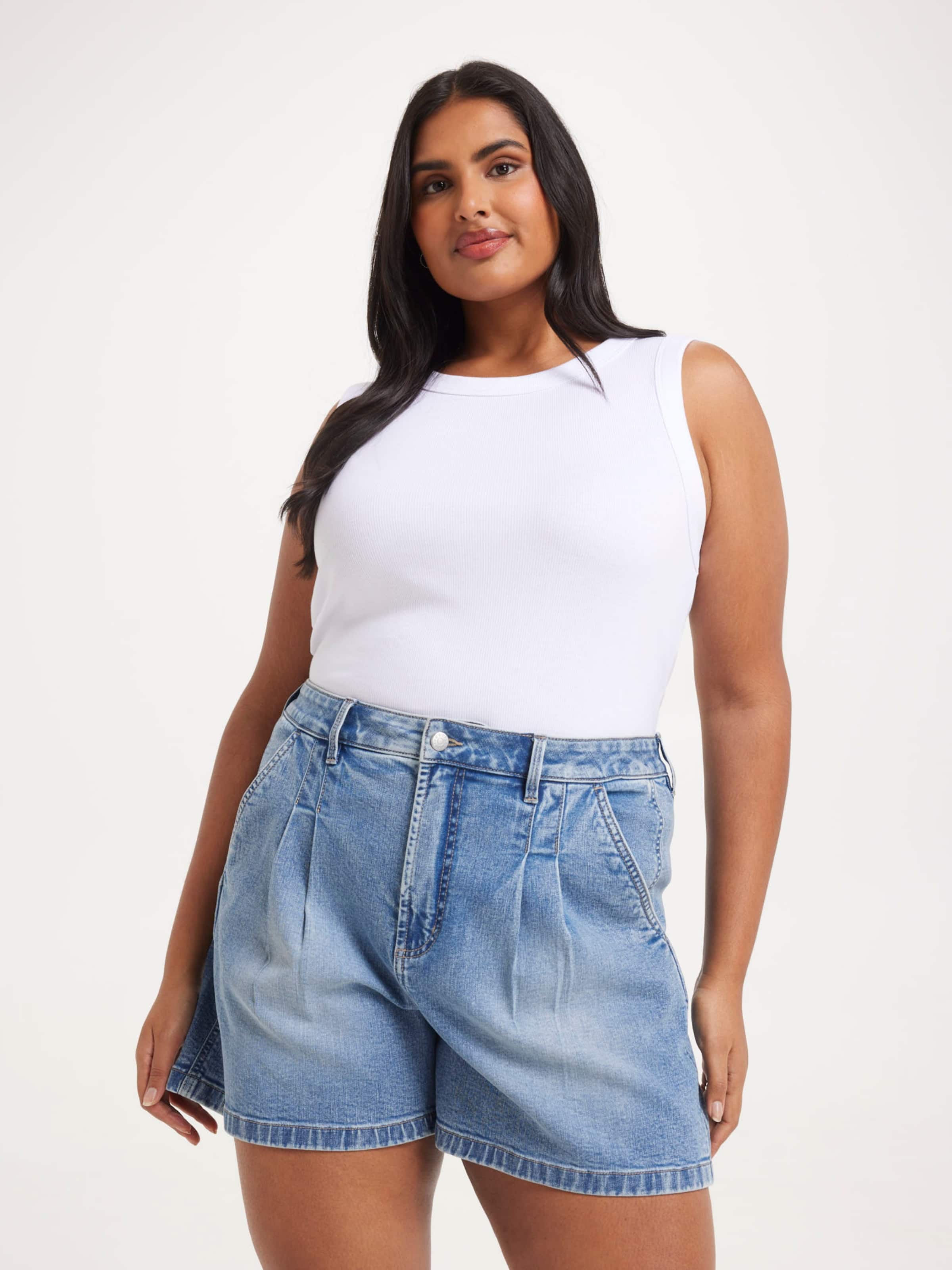 Curve Originals High Rise Pleat Front Short - Just Jeans Online