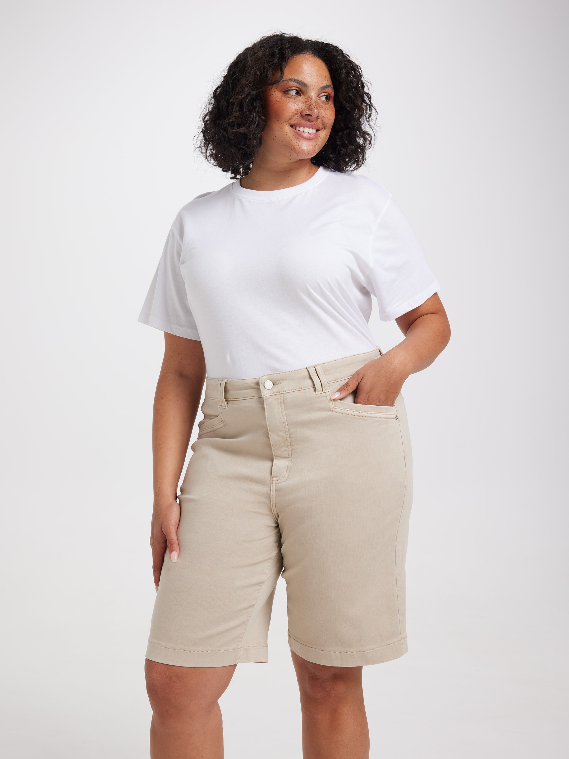 Curve Amaze Long Bermuda Short - Just Jeans Online