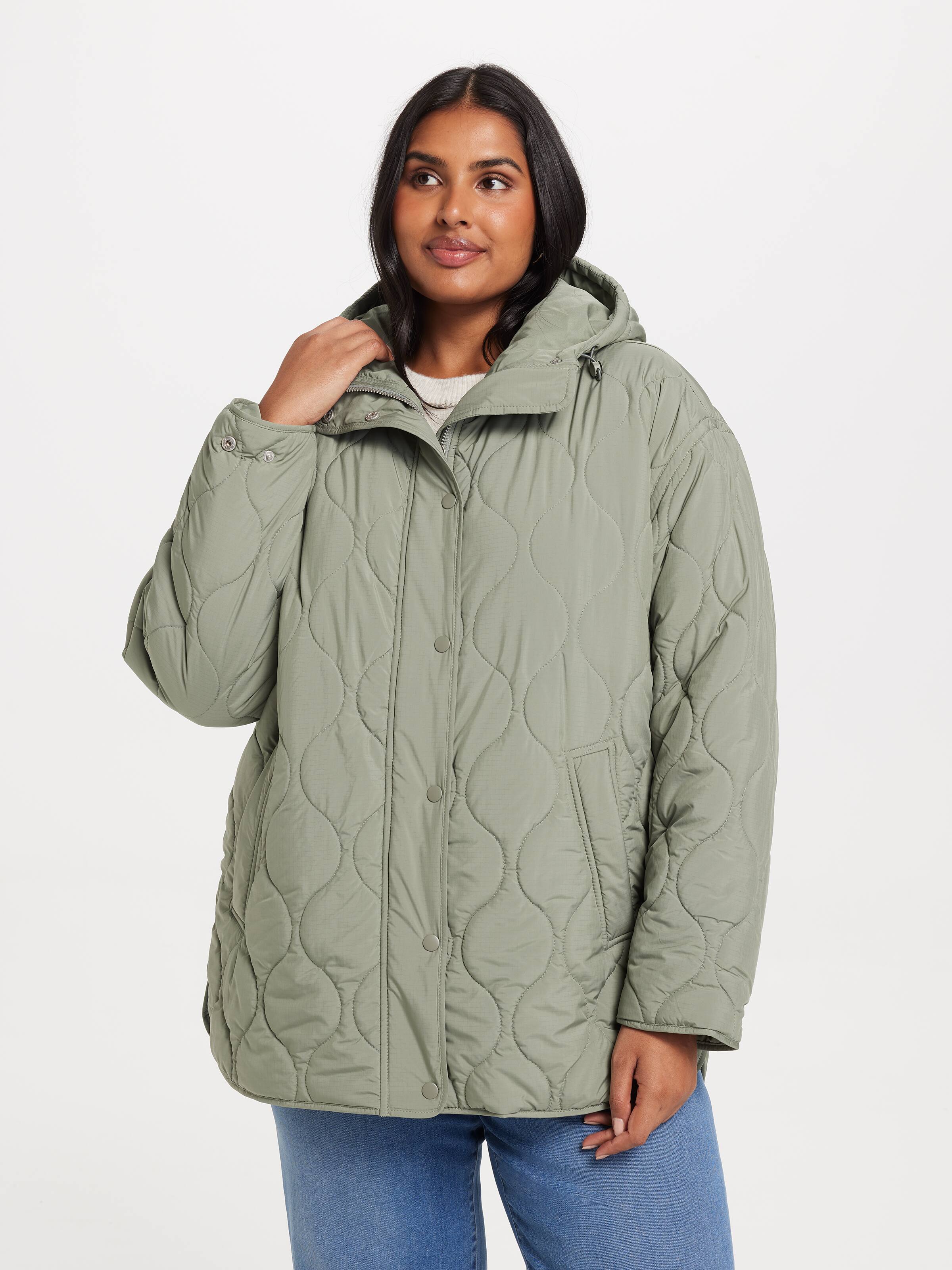 Curve Cora Quilted Jacket - Just Jeans Online