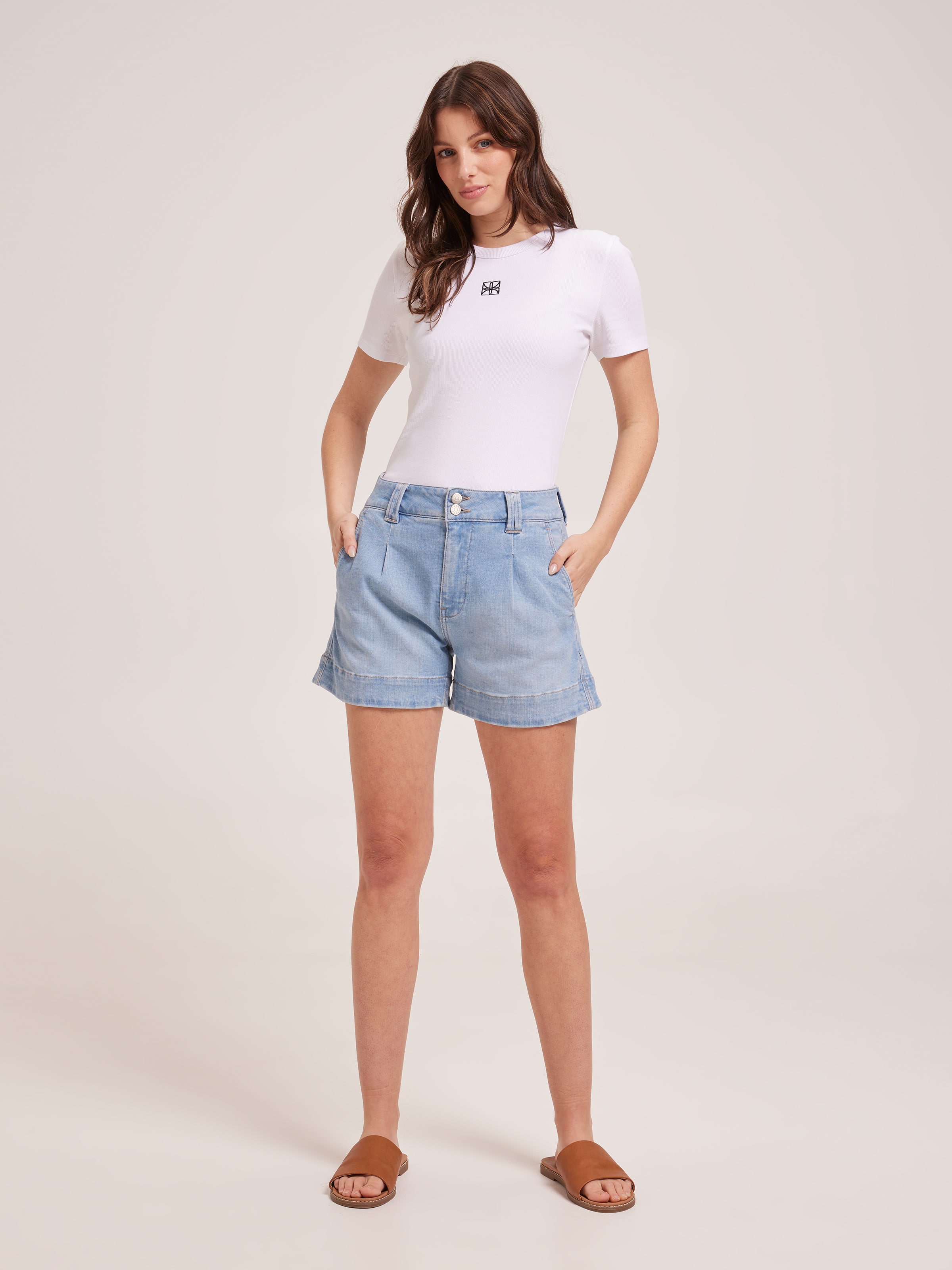 Originals Pleat Front Short - Just Jeans Online