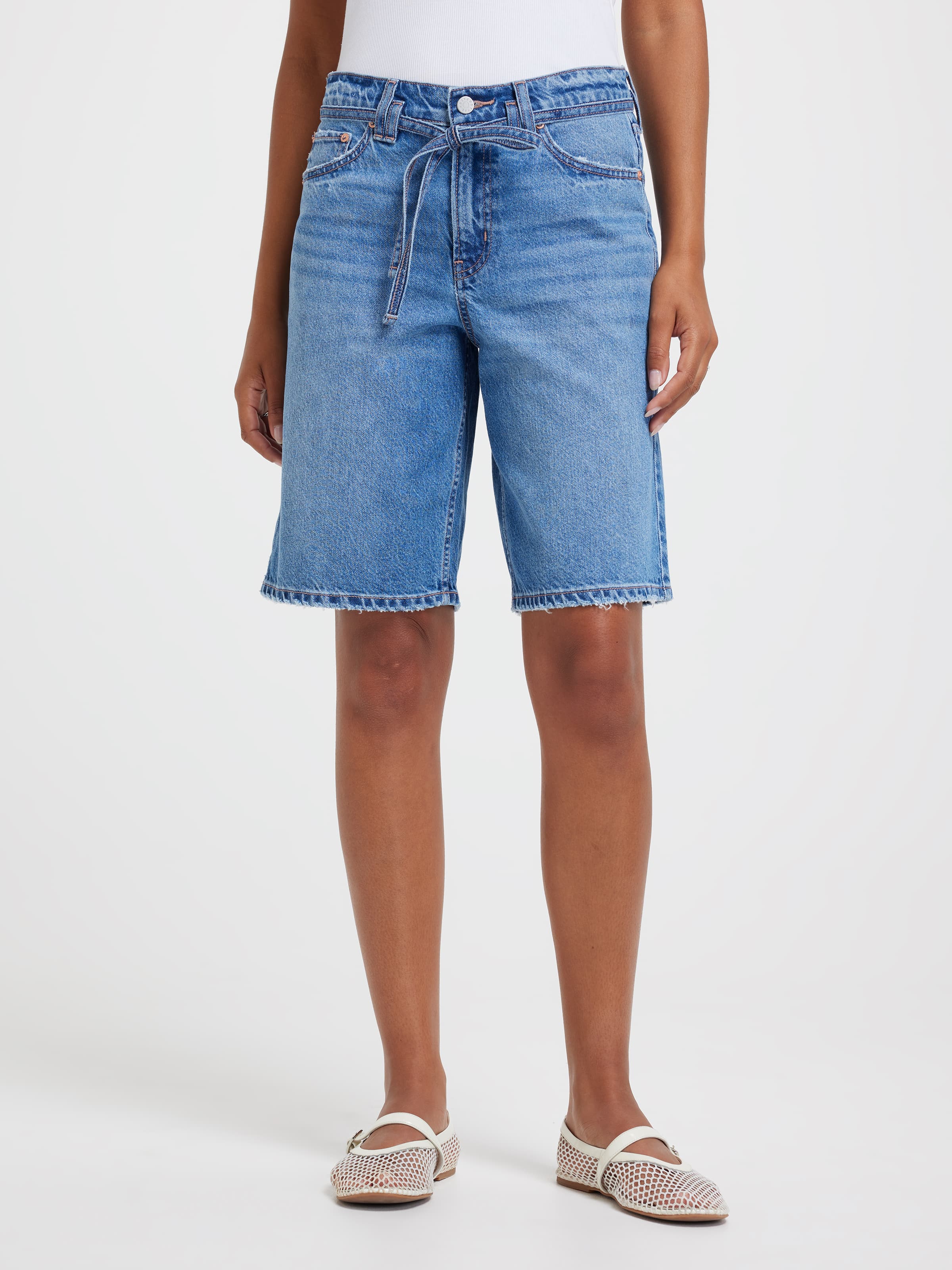 Originals Mid Rise Belted Bermuda Short - Just Jeans Online