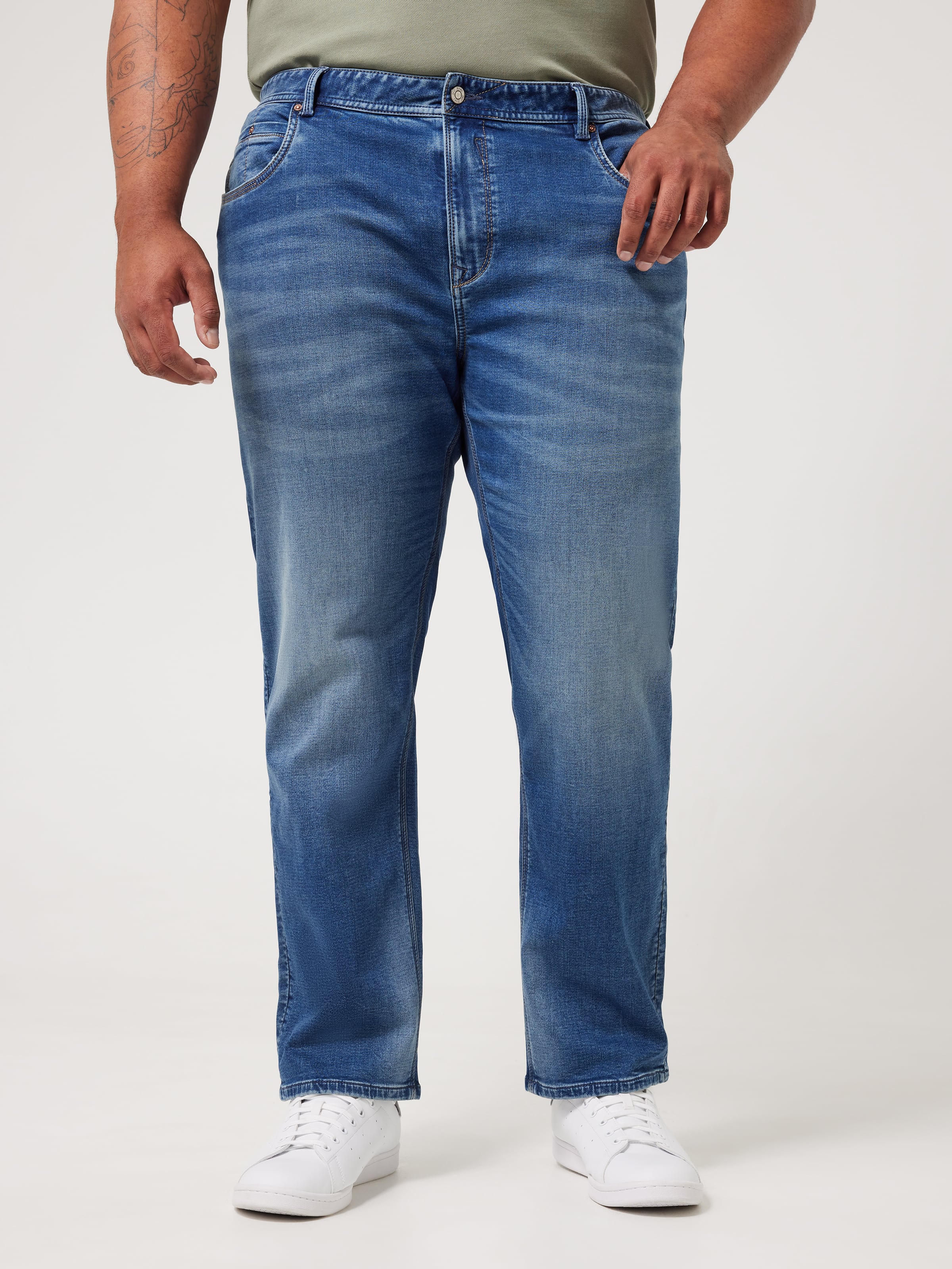 Extended Mega Flex Regular Tapered Jean Indigo Breeze - Just Jeans Online